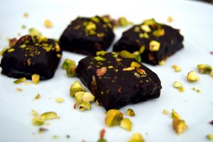 Salted Caramel Snickers Bars – Nest and Glow